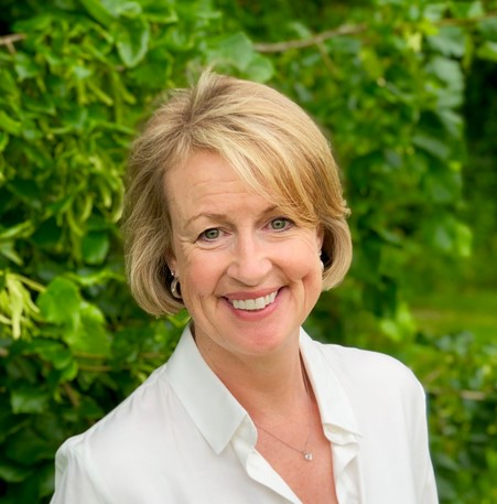 Lucy Wolfe on VoicesUK® - Audition & hire this British voiceover artist