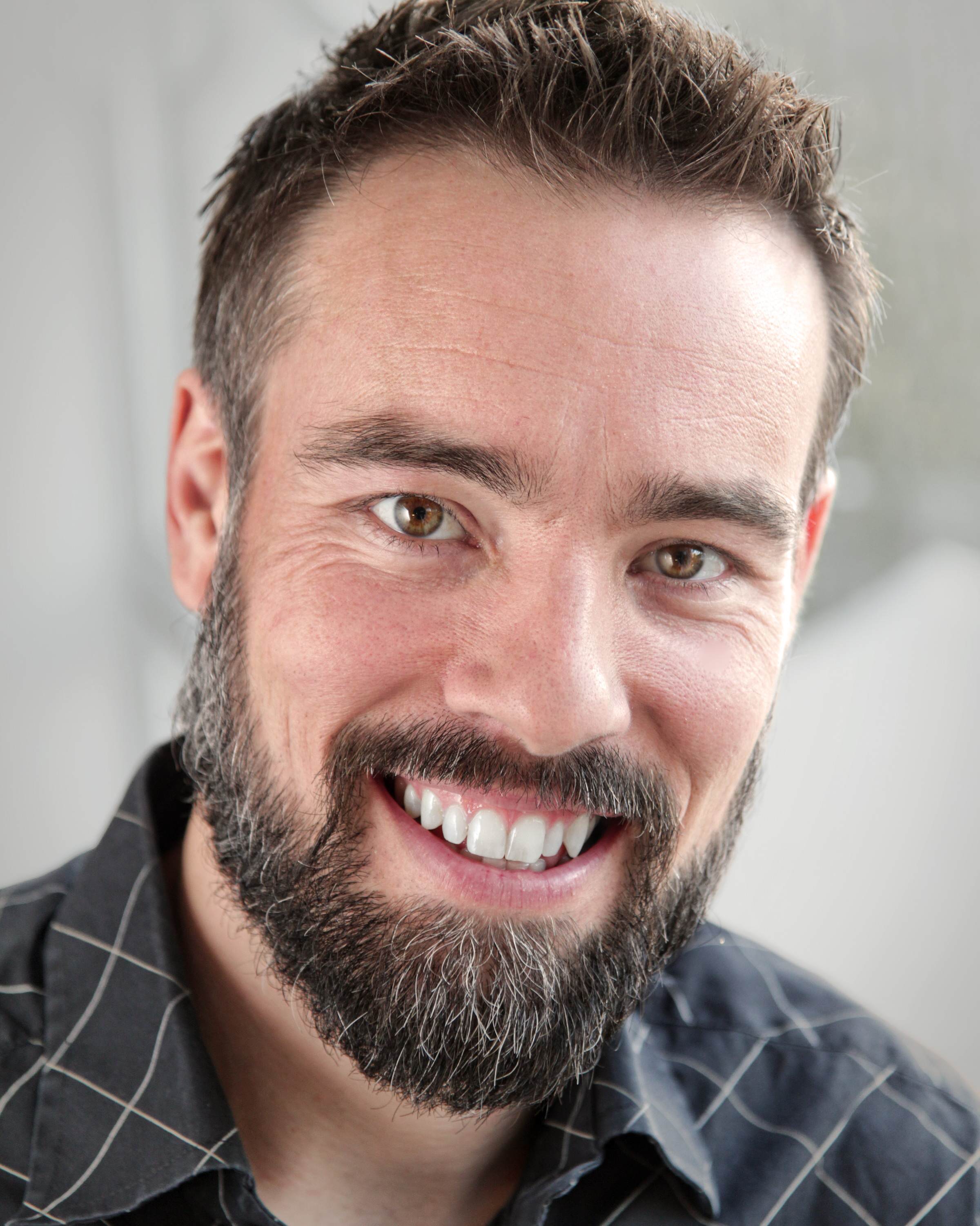 Audition & Hire British Voiceover Artist Matthew Rutherford at VoicesUK ...